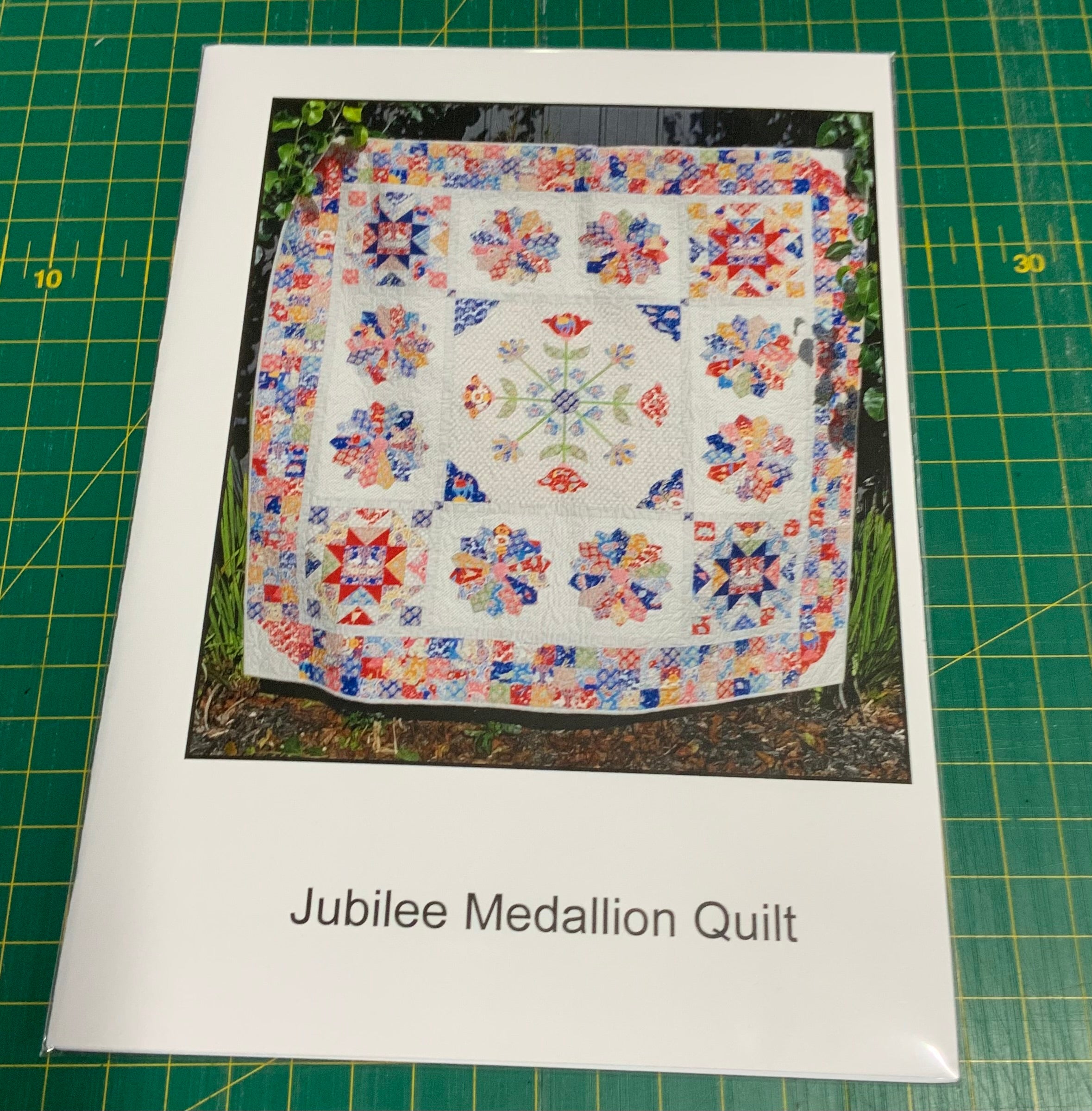 Jubilee Medallion Quilt – All About Sewing